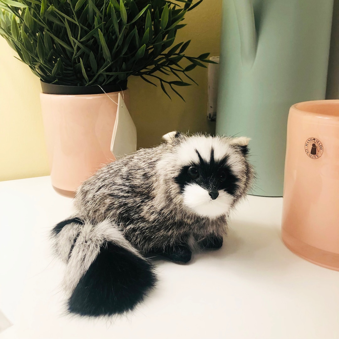Cute Realistic Raccoon Furry Christmas Creative Gifts Animal Figurines ...