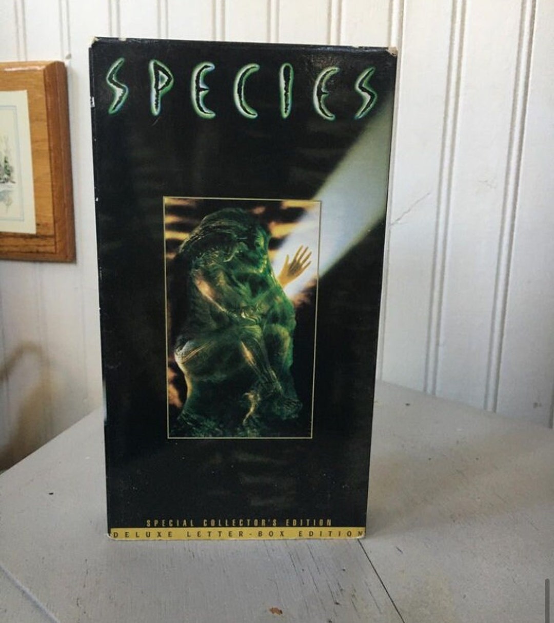 1995 S P E C I E S VHS Tape - Etsy