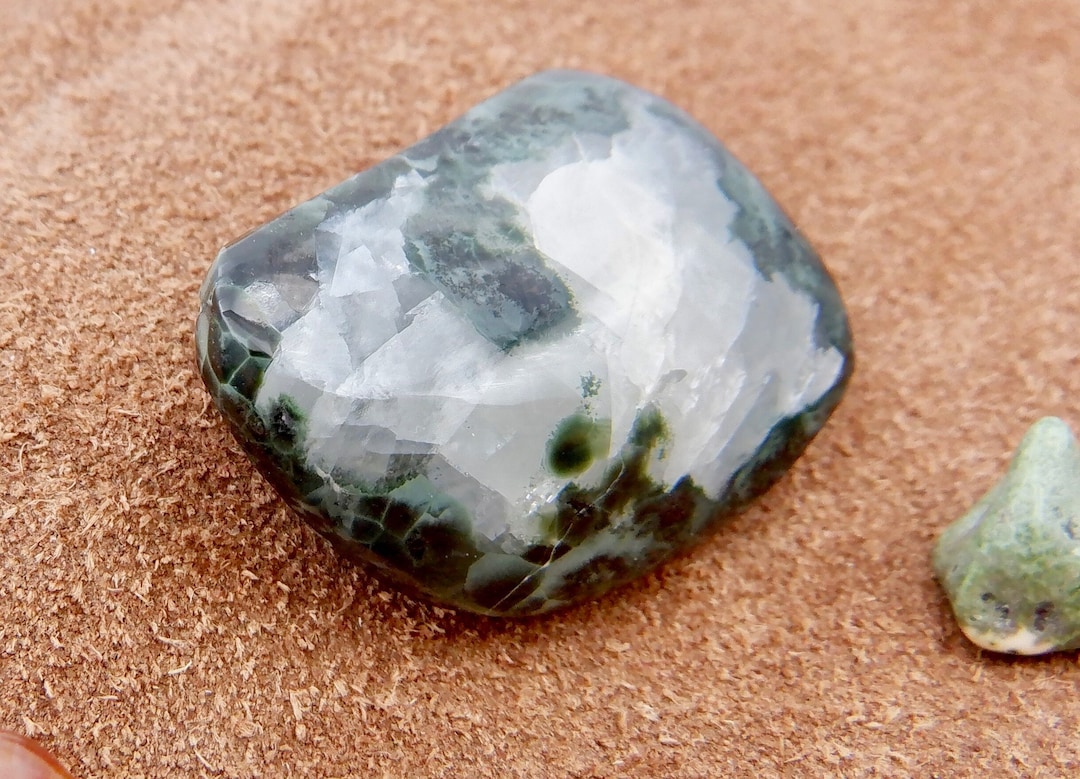 Michigan Greenstone Specimen, LARGE 9.9 Grams Greenstone ...