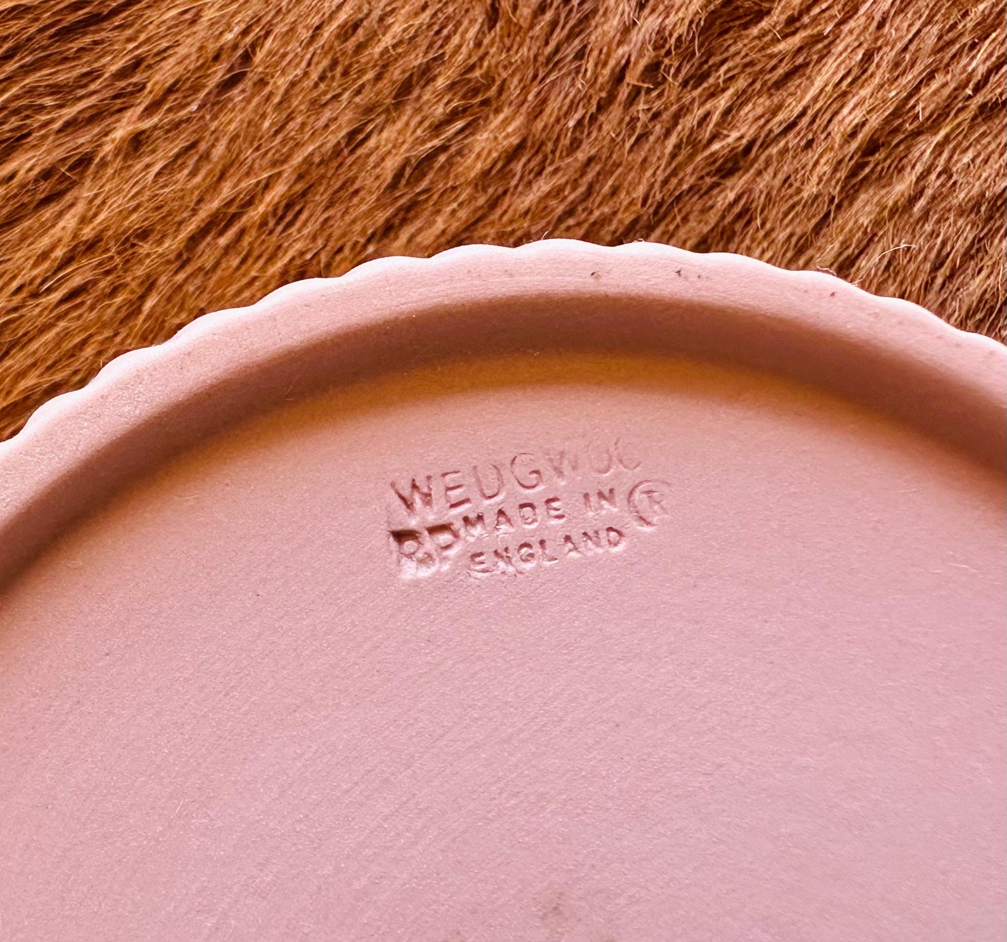 Rare Wedgwood Large Pink Jasperware Round Shaped Trinket Box - Etsy