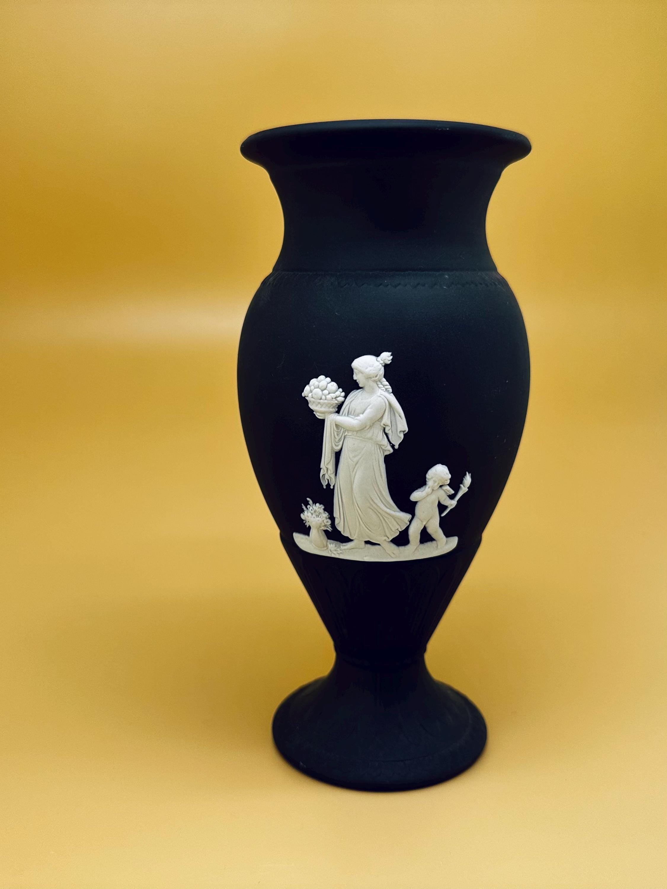 Rare Wedgwood Black Jasperware Vase - Etsy