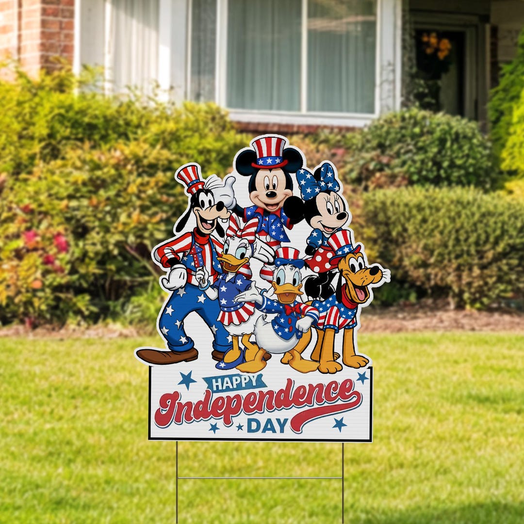4th of July Mickey Mouse Minnie Mouse Pluto and Goofy Patriotic Cut Out ...
