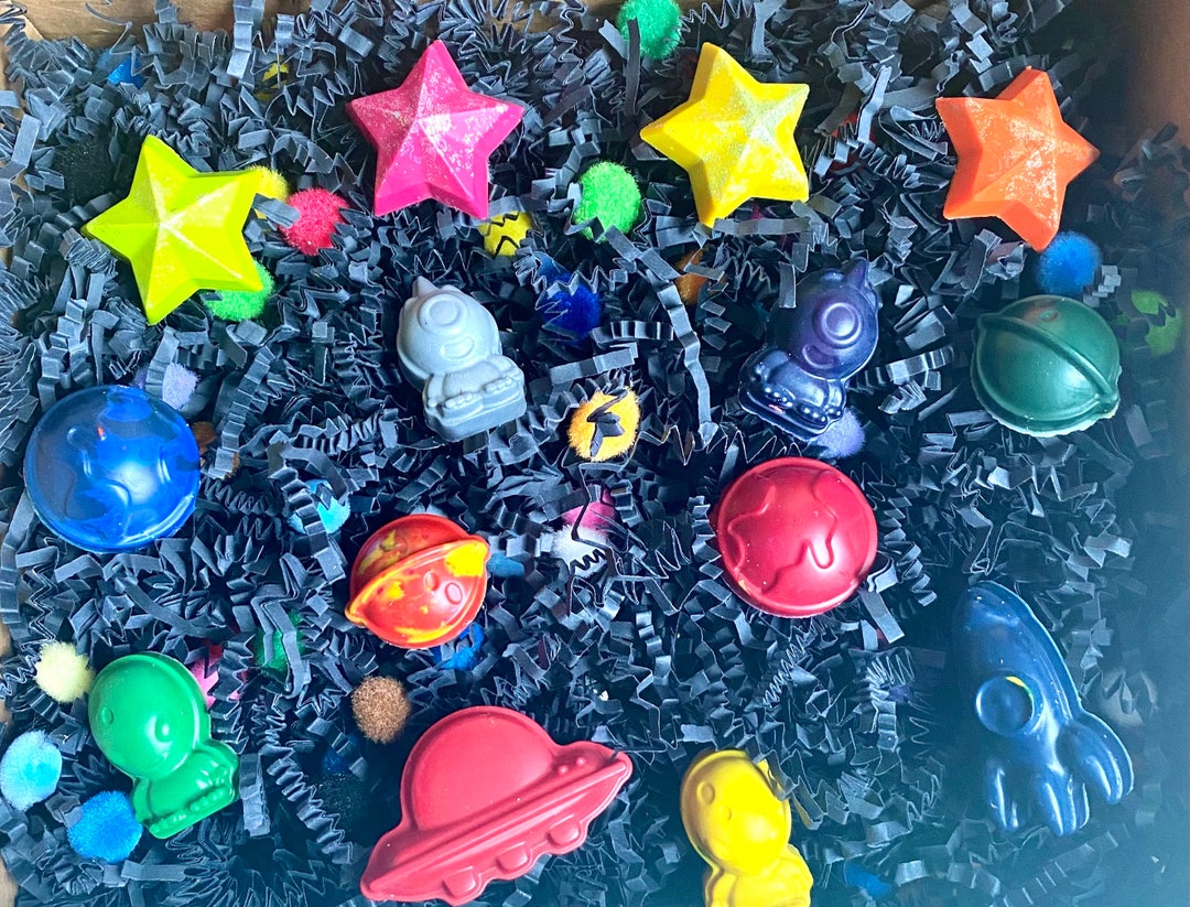 Sensory Play Kit With OUTER SPACE Crayons, Rocket Spaceship Aliens ...