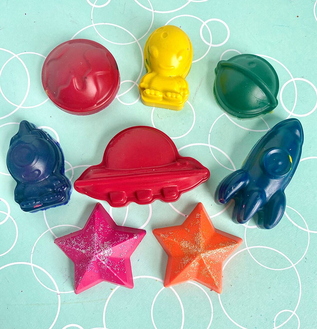 OUTER SPACE Crayon Pack (set of 8), Galaxy Party Favor Gift, Space Ship ...