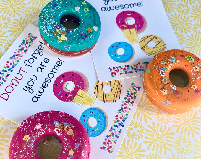 Personalized Donut Crayon Party Favors, Donut Themed Party Favors, Kids ...