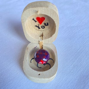 6 Wooden Boxes With a Ladybug “I Love You” 1.5” Wiggily Legs Love Bugs ...