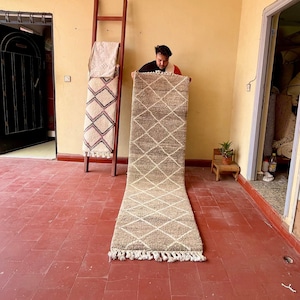 SHEEP WOOL RUG, Moroccan Runner Rug, Tribal Wool Rug, Azilal Wool Rug, Solid Gray and White ...