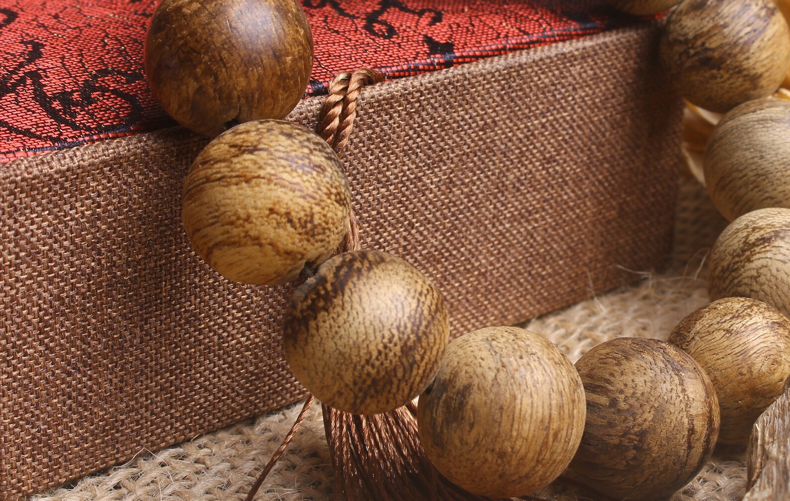 12 MM Merauke Agarwood Bracelet Indonesian Merauke 14 Beads - Etsy