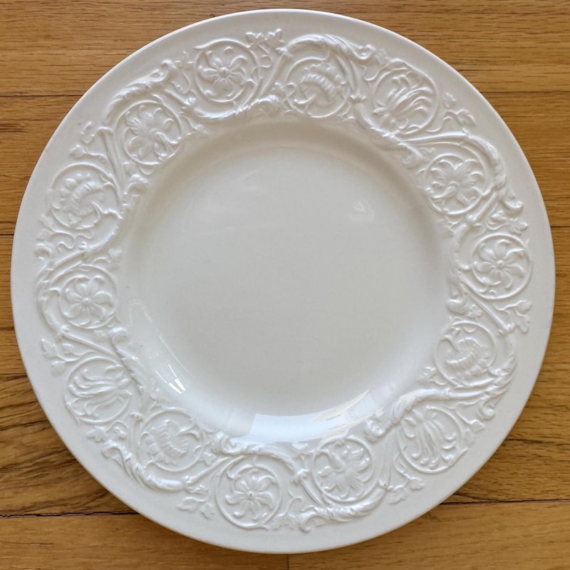 Etruria Patrician - Etsy