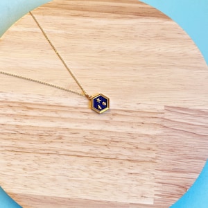 Dainty Hexagon Gemstone Stone Necklace in 925 Sterling Silver Designed ...