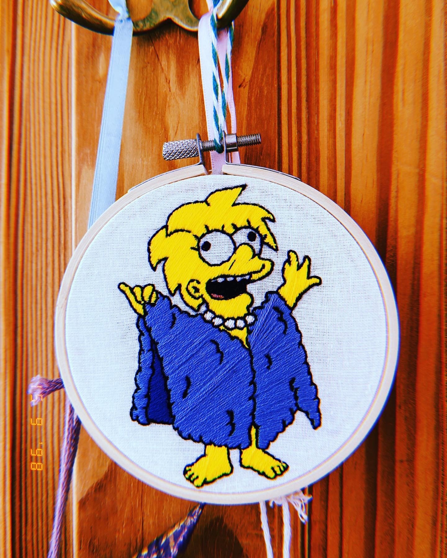 Lisa Simpson Lizard Queen Embroidery Hoop - Etsy
