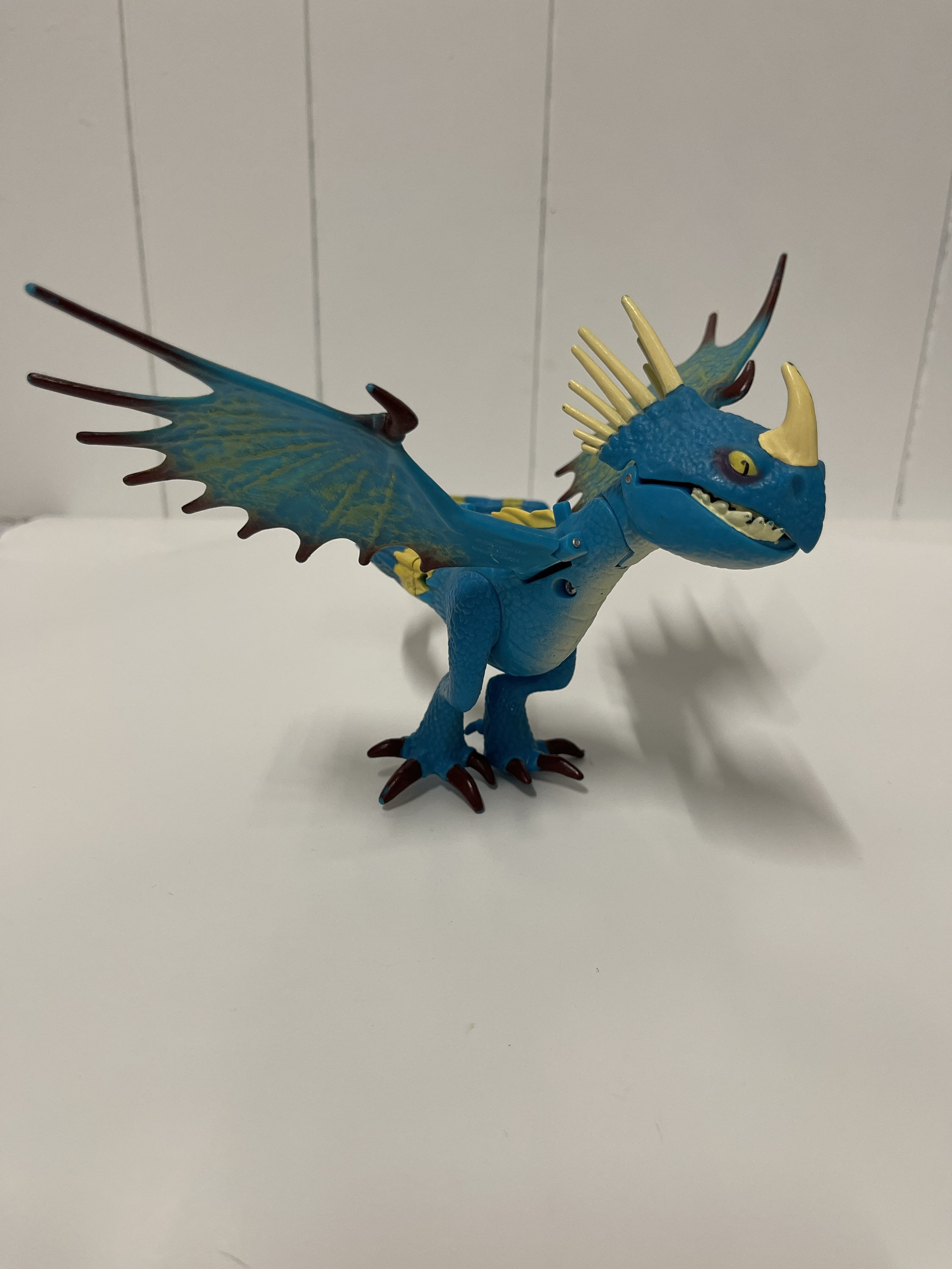 How to Train Your Dragon Stormfly. - Etsy