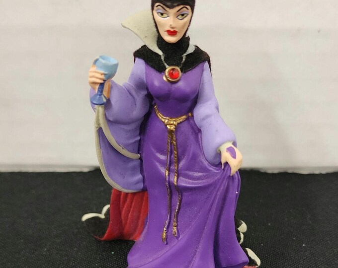 Disney Villain Snow White Evil Queen Christmas Ornament - Etsy