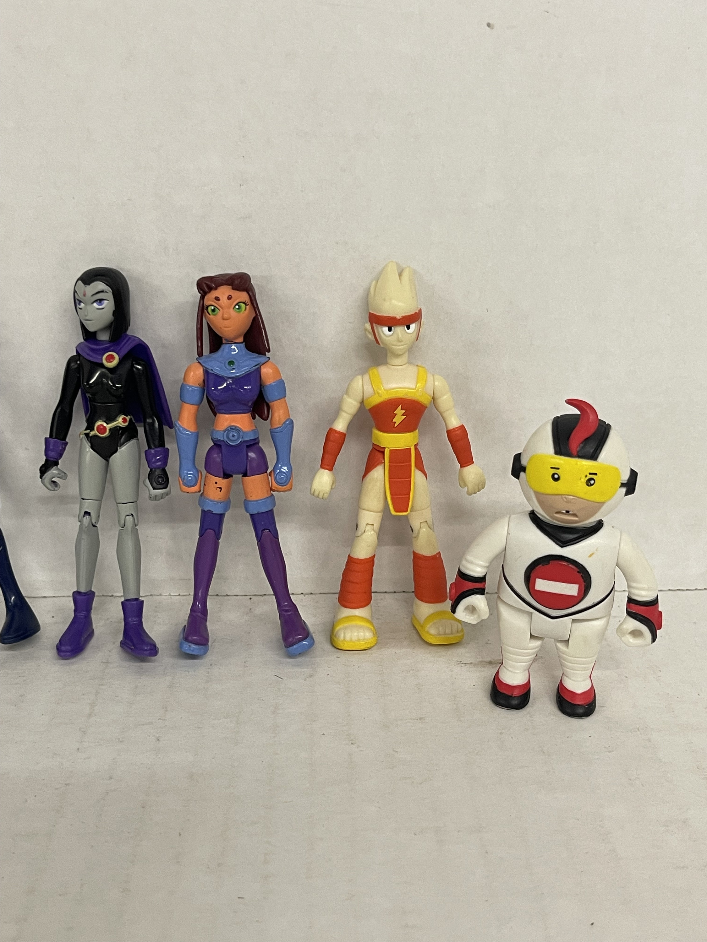 Teen Titans Figure Set - Etsy