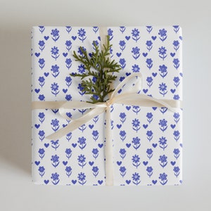 Scandinavian Print Gift Wrapping Paper Sheets Bundle Flowers and Hearts ...