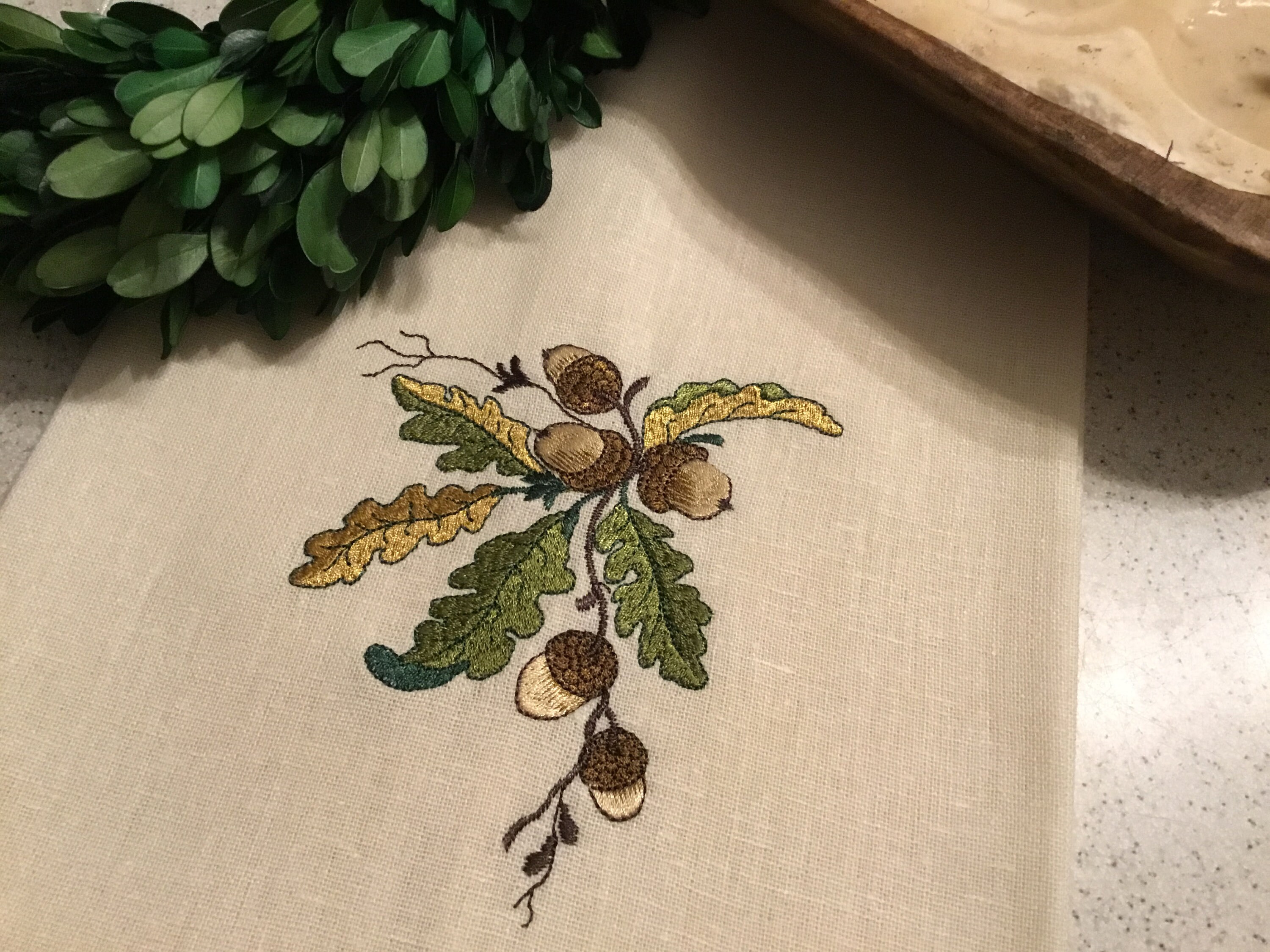 Embroidered Linen Oak Leaf Acorn Tea Towel Fall Autumn Oak Leaf Branch ...