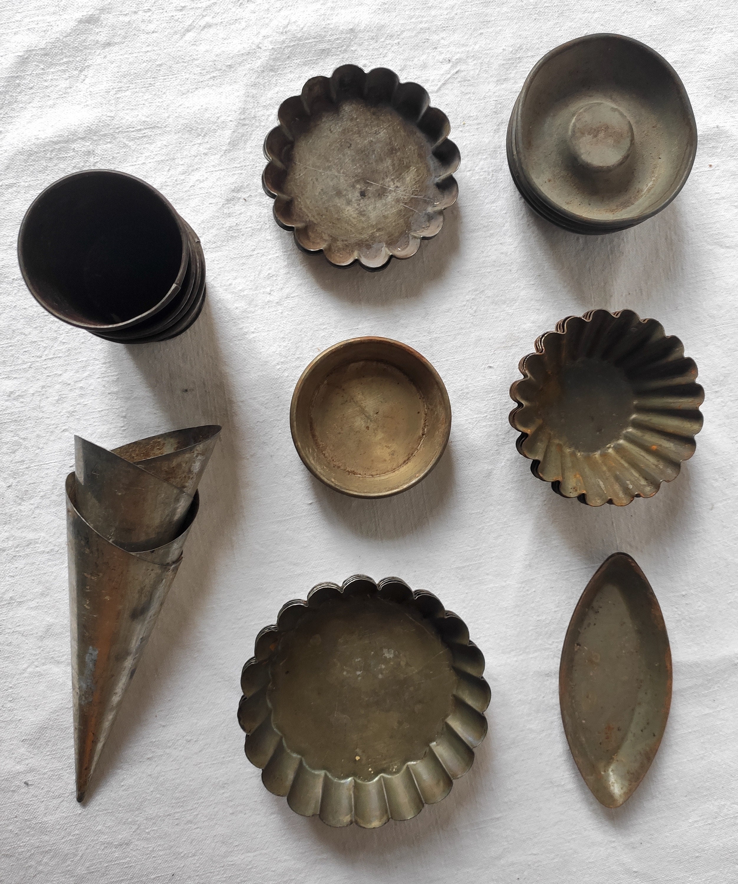 Vintage Mini French Pastry Tins, Baking Tins, Set of 4 - Etsy