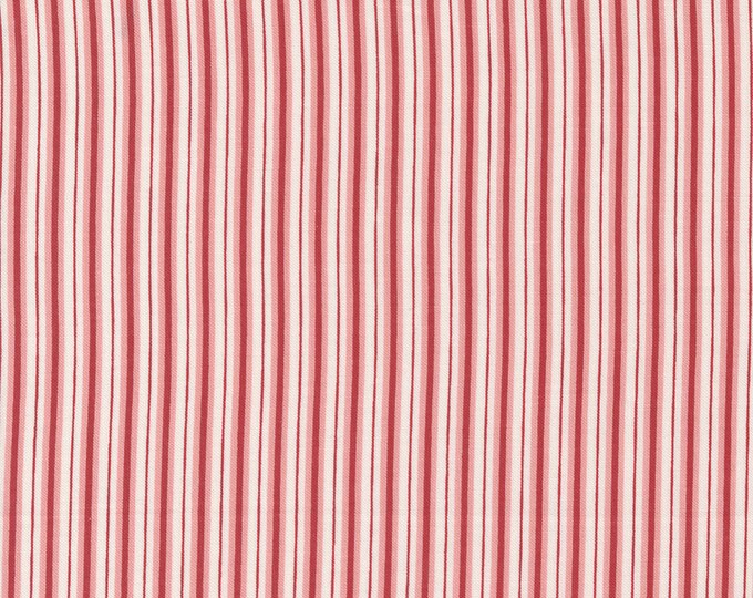 Holly Jolly by Urban Chiks for Moda Fabrics 31186-22 Cheeky End of the ...