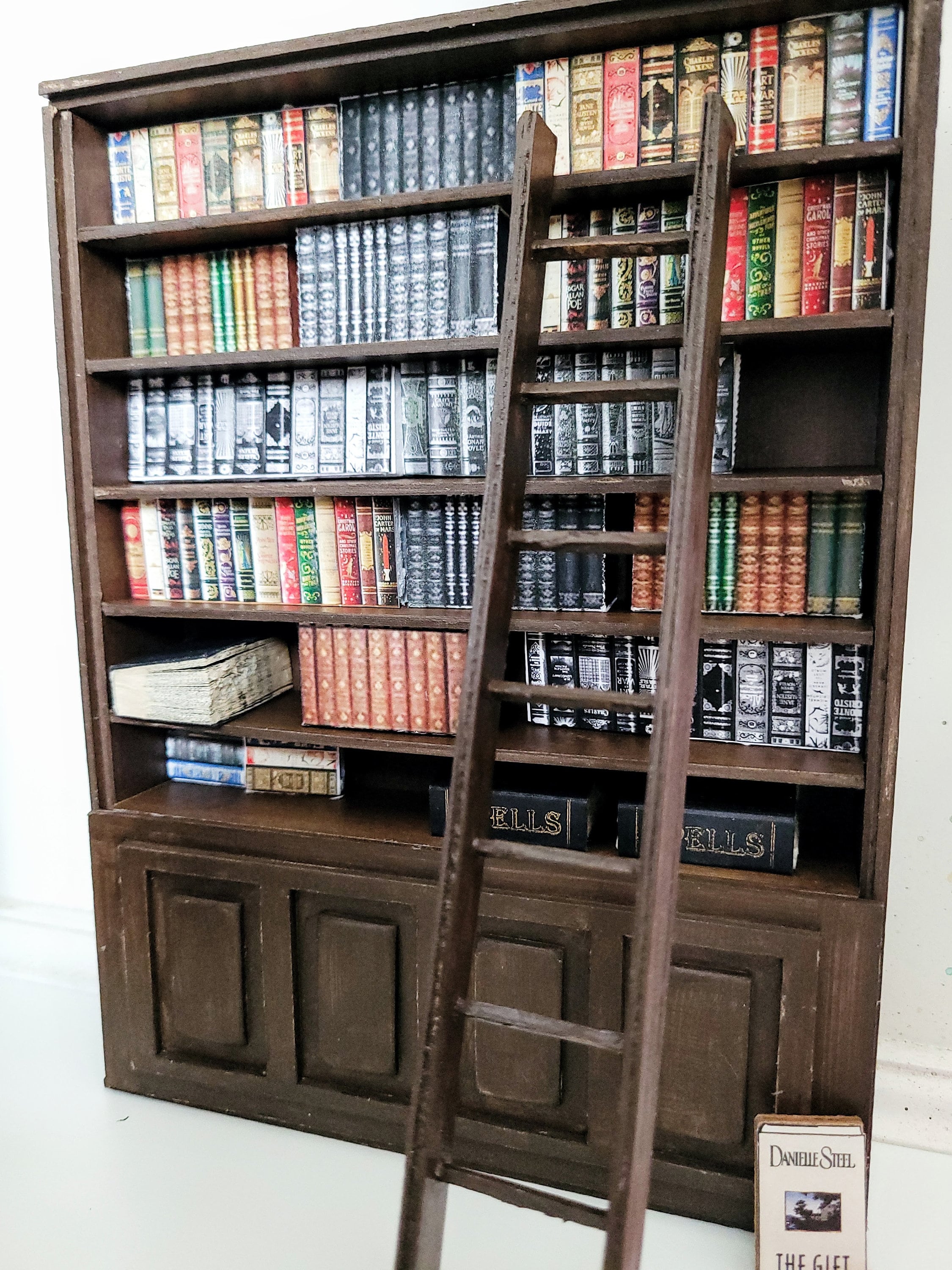 MINIATURE Dollhouse Library Bookcase / Bookshelves SVG File | Etsy