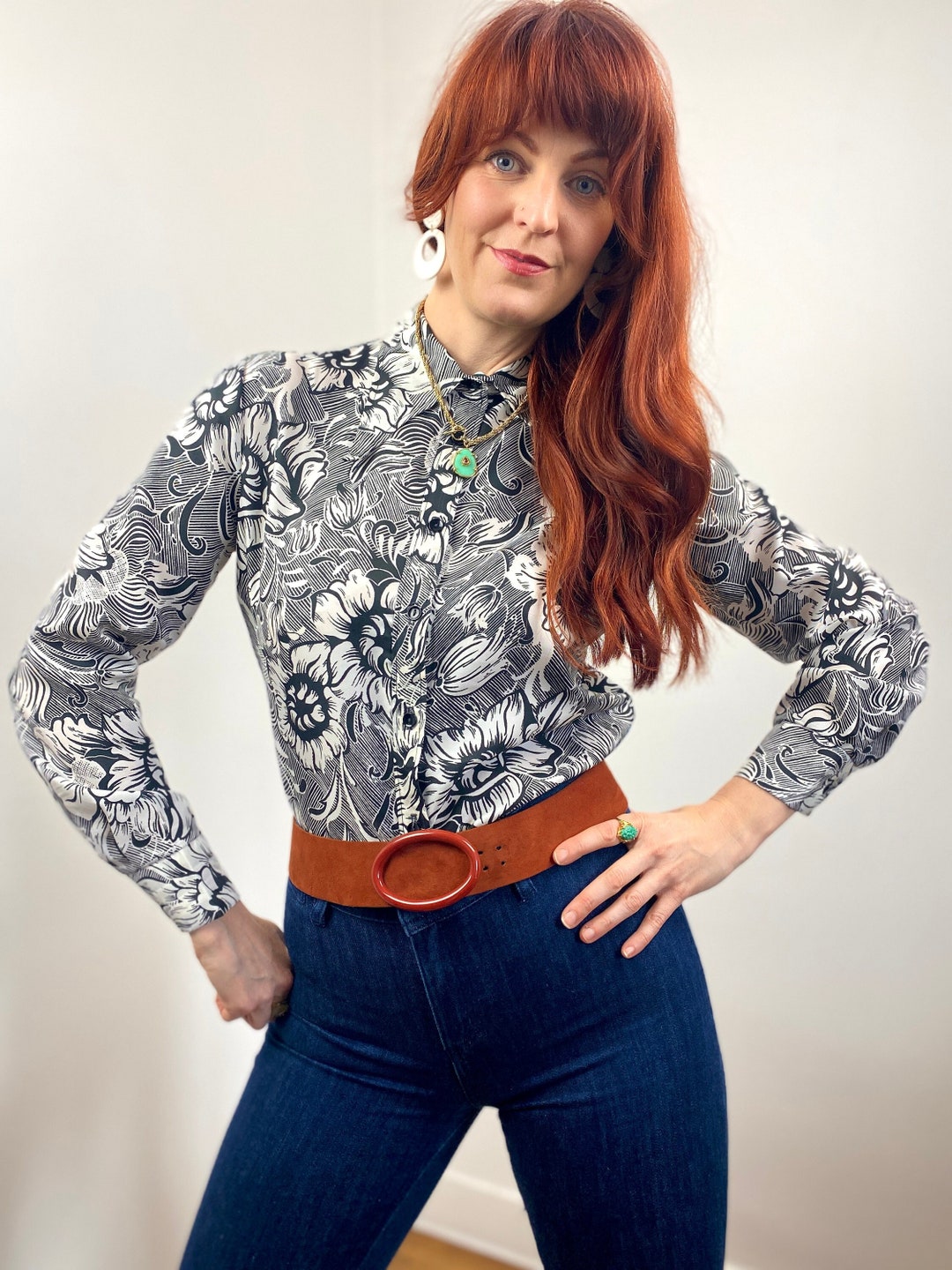 Vintage MOD Print Black and White Dagger Collar Blouse - Etsy