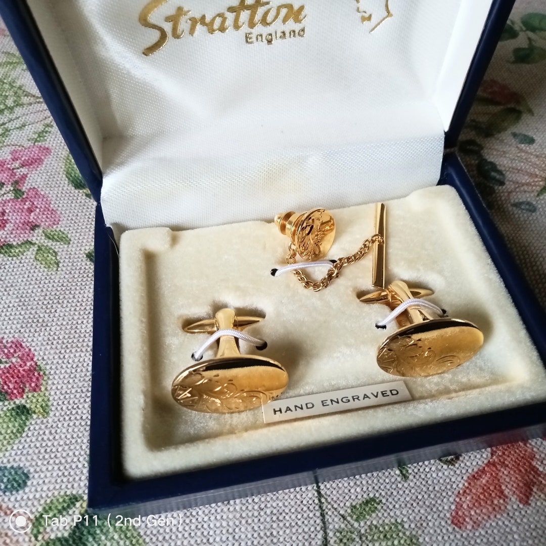 Great Stratton England Hand Engraved Cufflinks and Tie Pin - Etsy