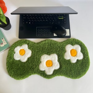 Daisy Keyboard Rug Hand Tufted Keyboard Pad With Daisy Flowers Computer ...