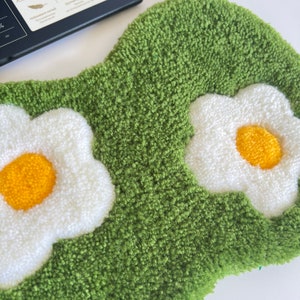 Daisy Keyboard Rug Hand Tufted Keyboard Pad With Daisy Flowers Computer ...