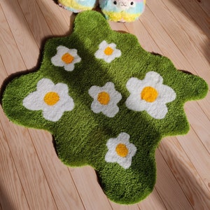 Daisy Tuft Mini Rug Tufted Irregular Shaped Rug for Bedroom - Etsy