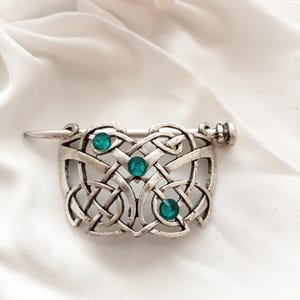 Silver Celtic Knot Hair Pin With Beautiful Emerald Gemstones, Sparkly ...