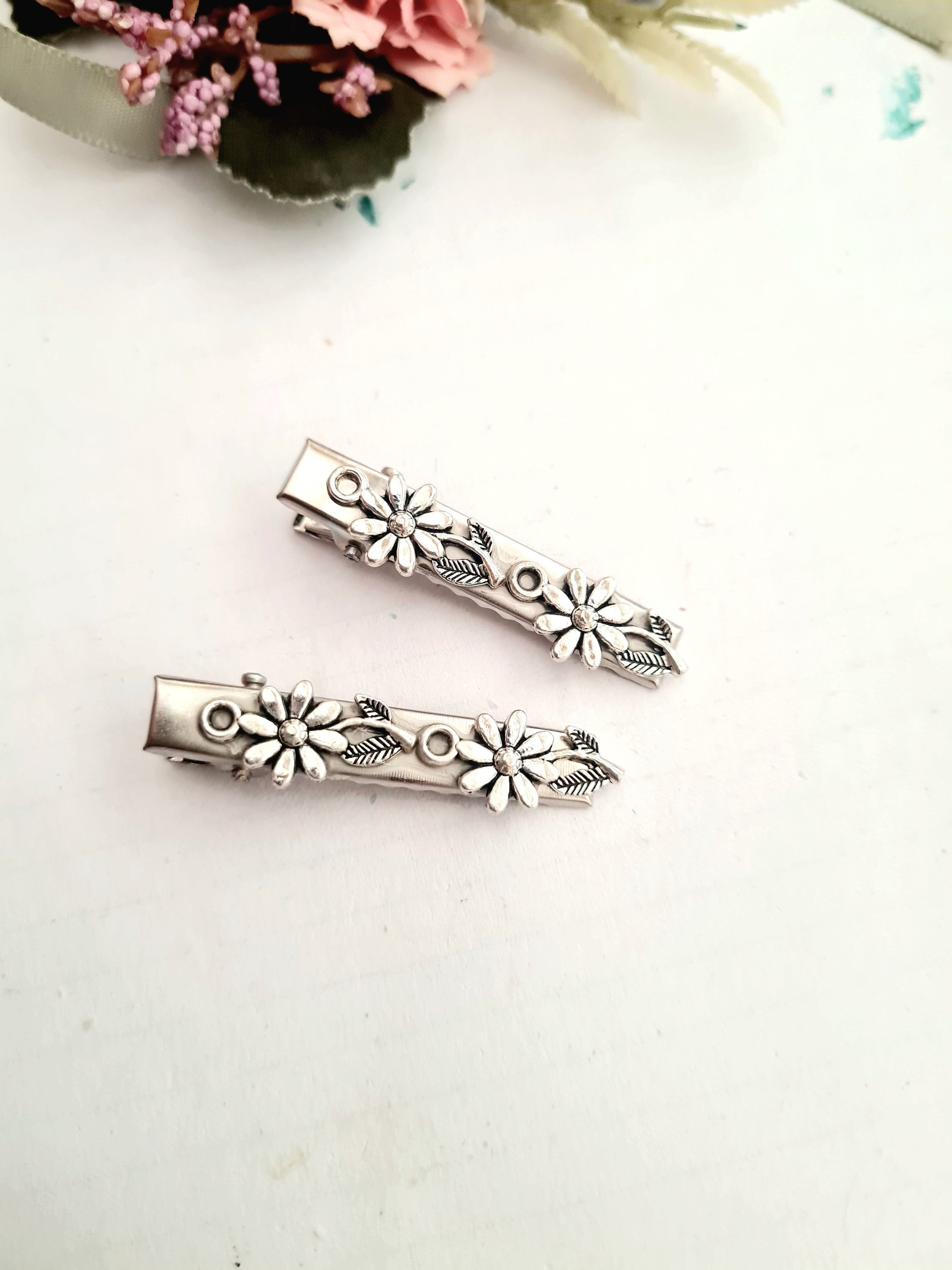 Ancient Silver Floral Hair Clips, Minimalist Barrette (2 Pcs) - Etsy