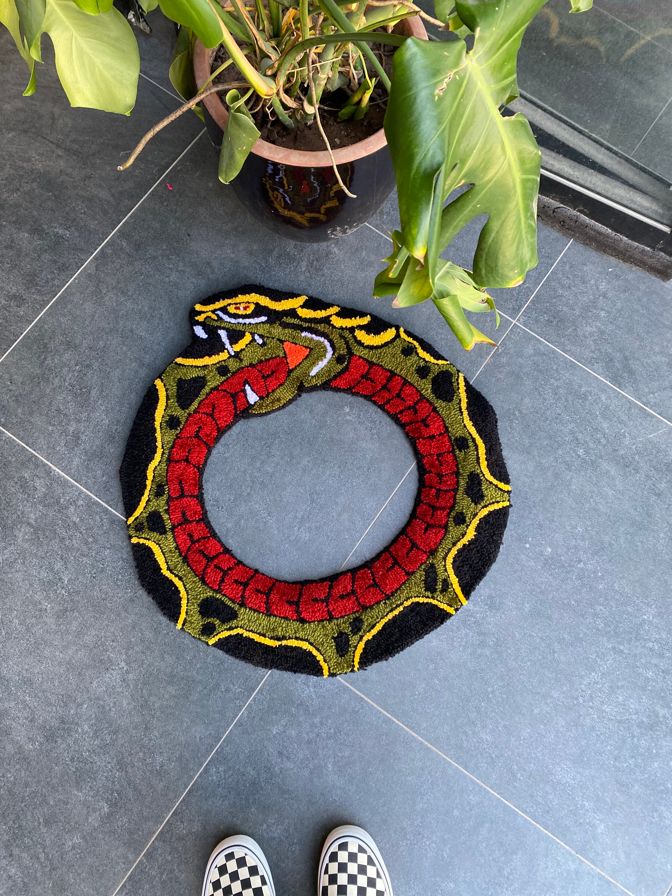 Ouroboros Snake Tufted Rug /%100 Handmade - Etsy