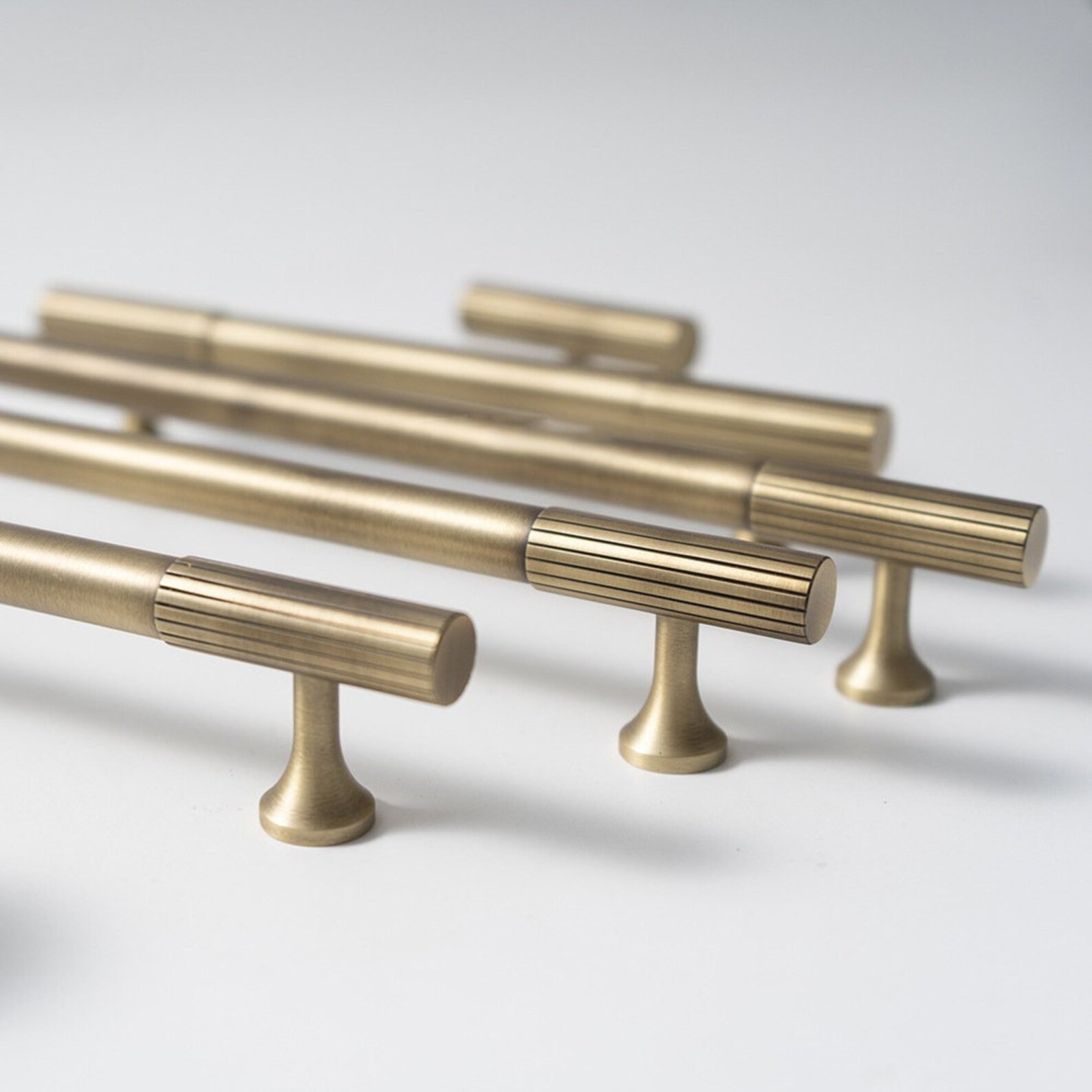 Bronze Retro Knobs and Pulls Vertical Grain Drawer Pulls - Etsy UK