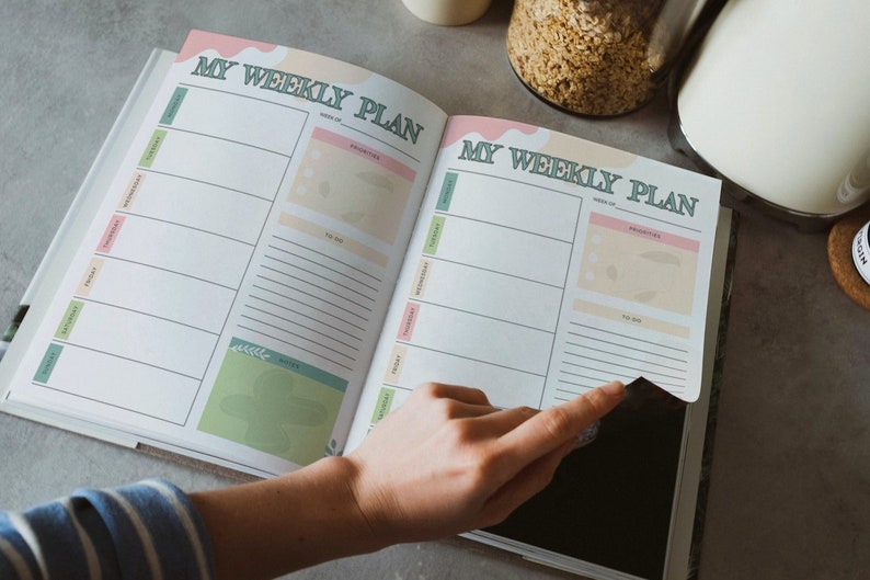 Weekly Planner Printable, Minimalist Weekly Schedule, Week at a Glance ...