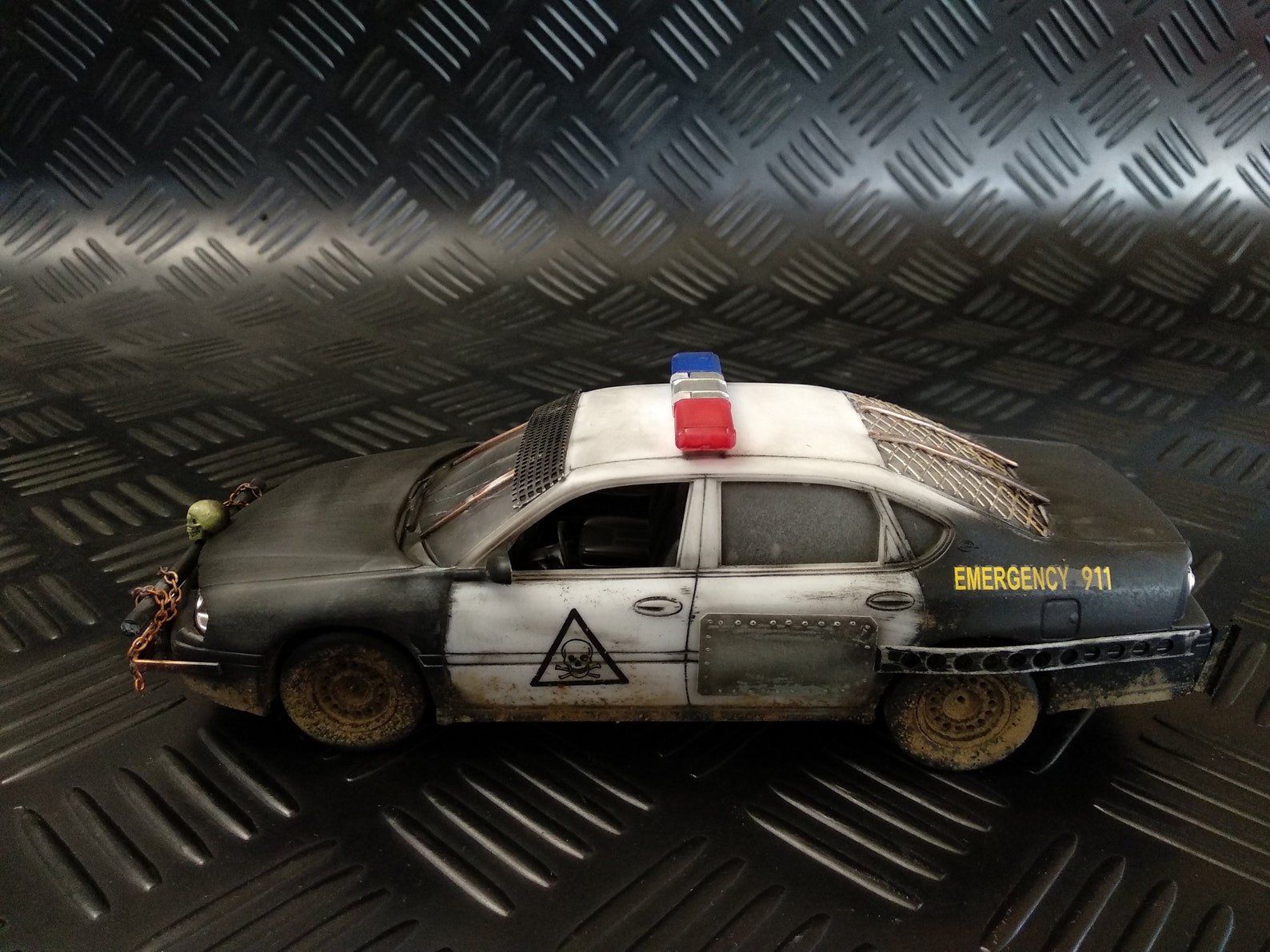 Wasteland Police-car Post-apocalyptic Police Car 1:25 Chevy - Etsy