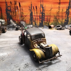 Post-apocalyptic Car Model 1:24, Wasteland Raider Car, "killerbee" - Etsy