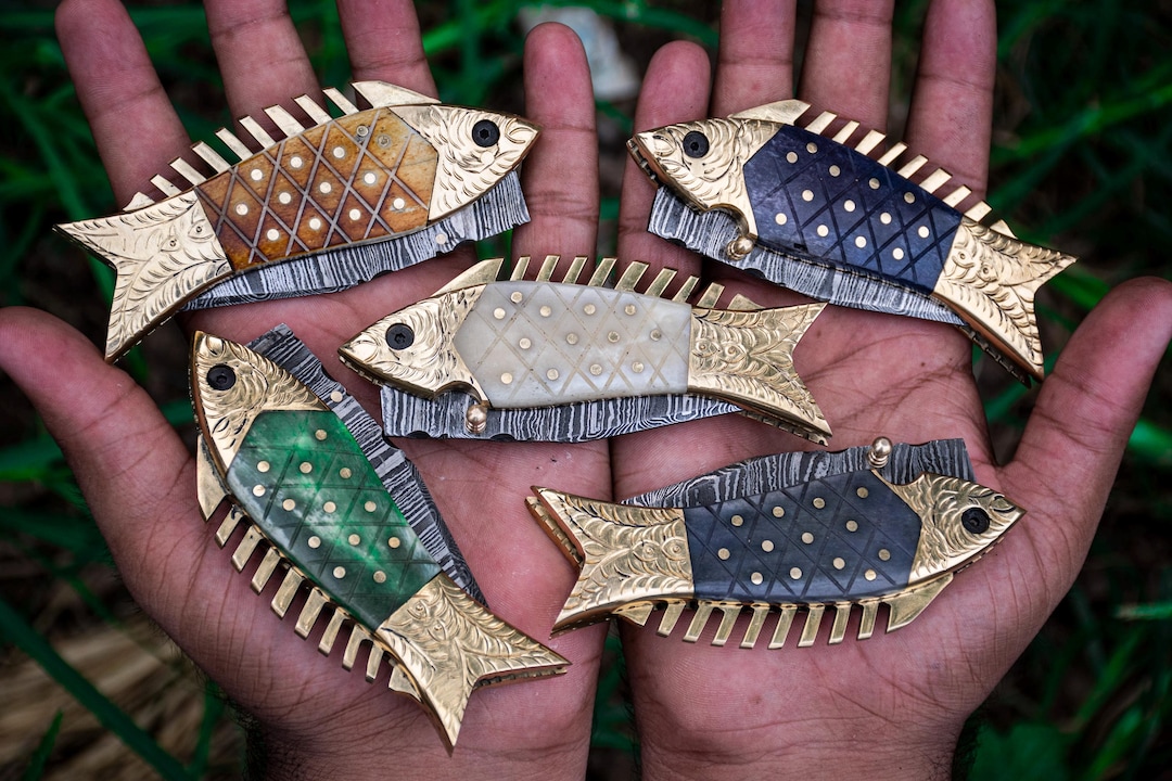 Handmade Fish Pocket Knife Damascus Folding Knife Bone Handle Special ...