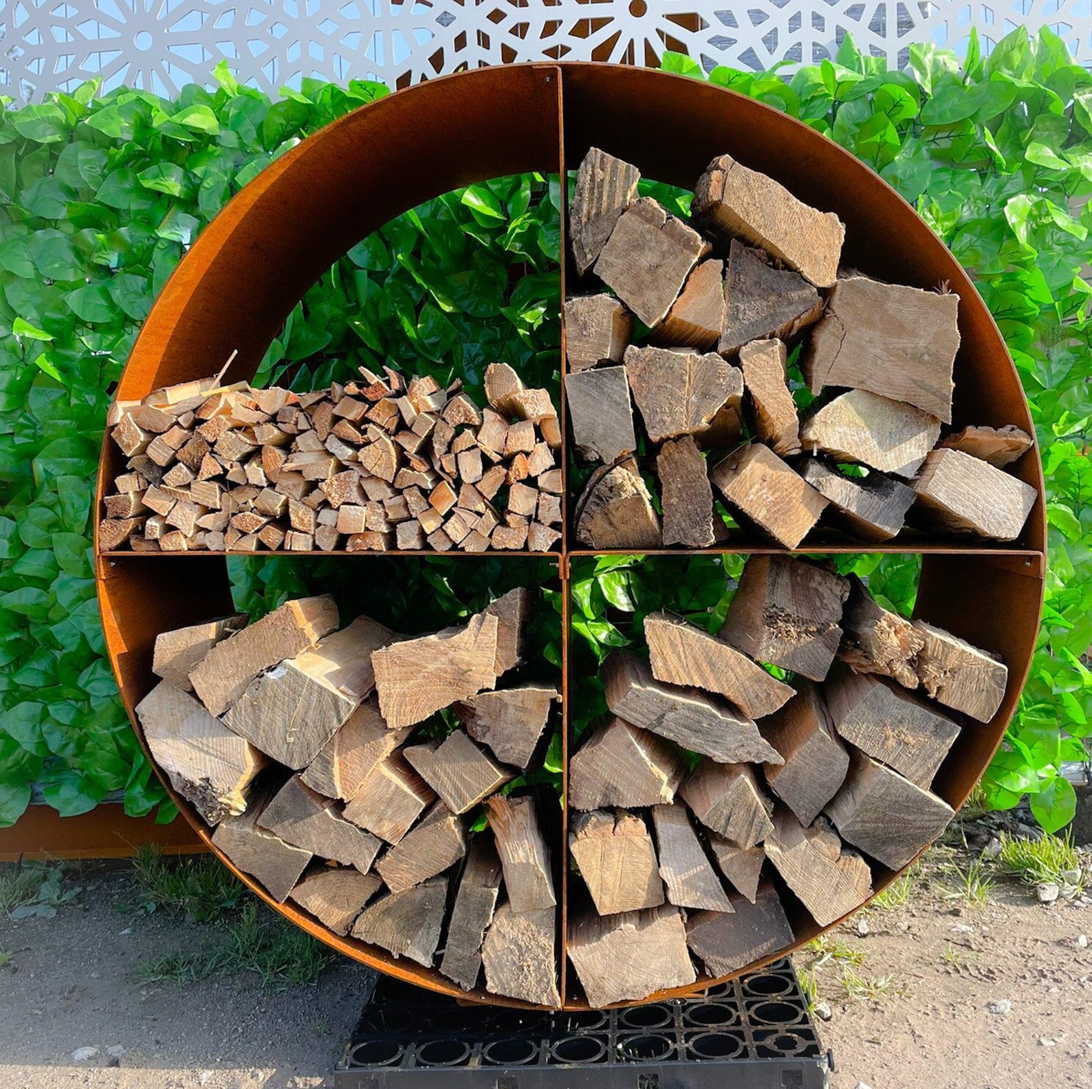 Corten Steel Log Store Circle / Circular Log Store /metal Log Store ...