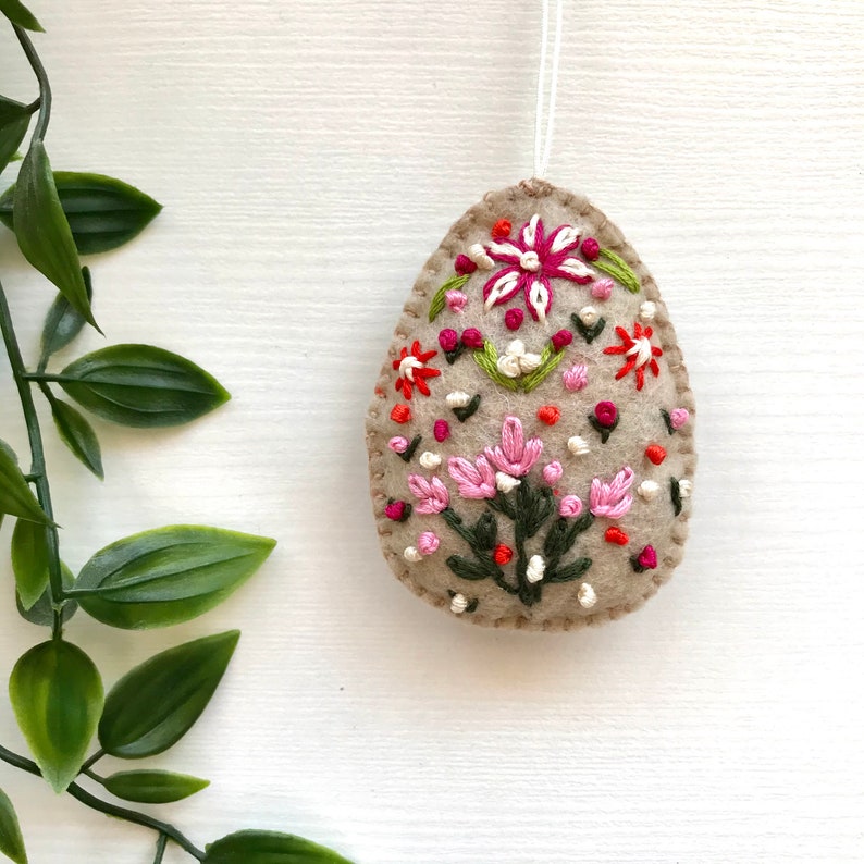 Easter Bunny Felt Ornaments Set / Easter Felt Eggs / Easter | Etsy