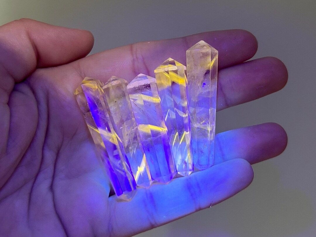 UV Reactive Powellite in Quartz From Brazil | Black Light Amethyst ...