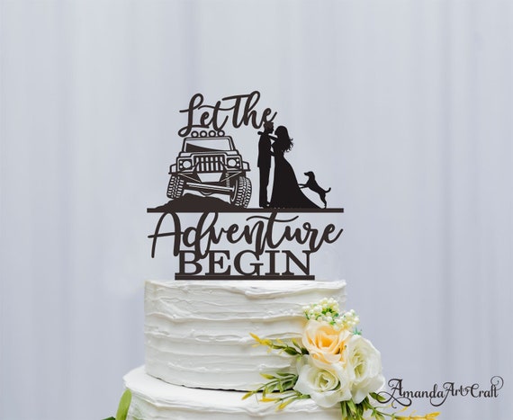 Jeep wedding cake topper | Beachweddingtips.com