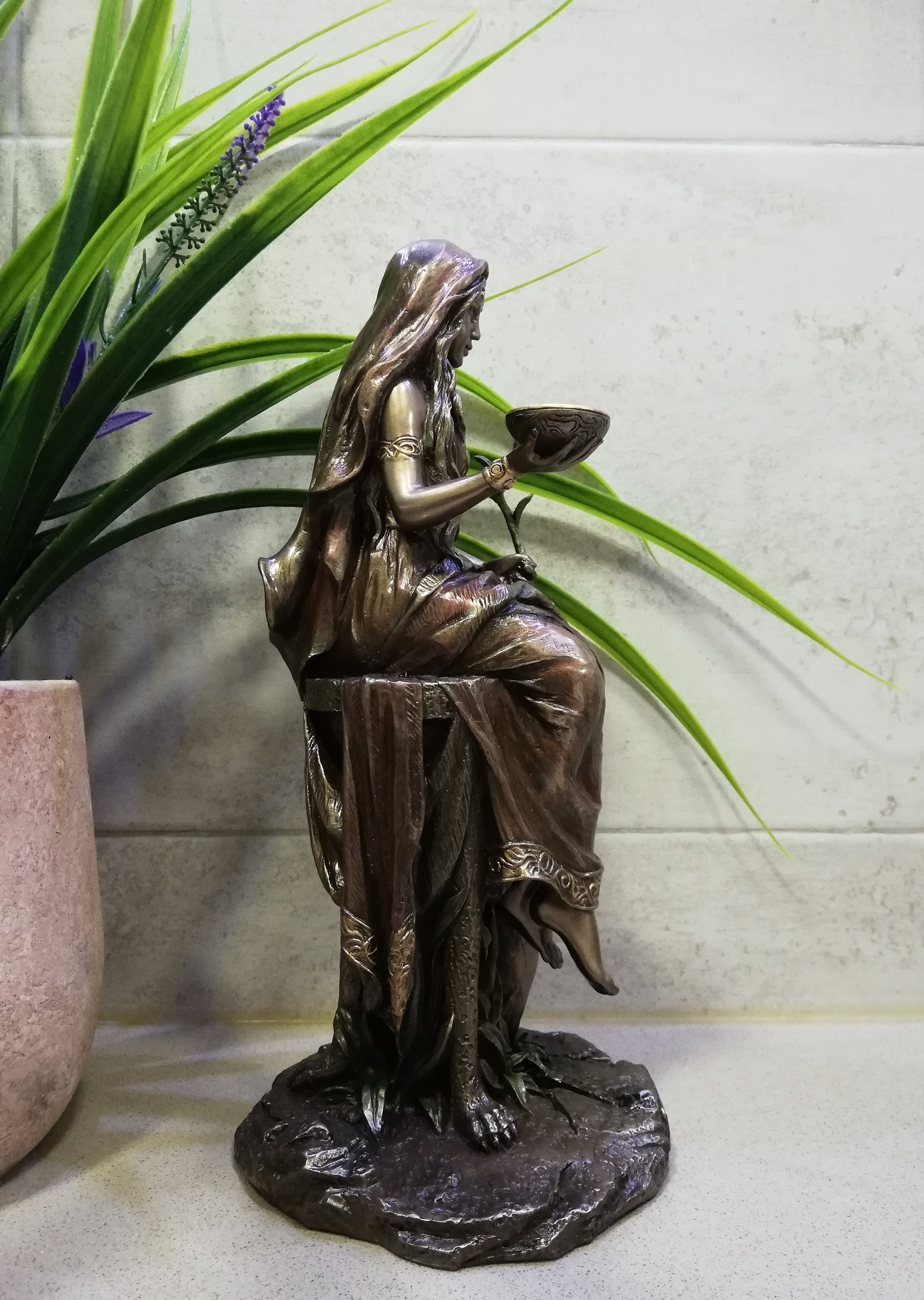 Pythia the High Priestess of the Temple of Apollo at Delphi - Etsy