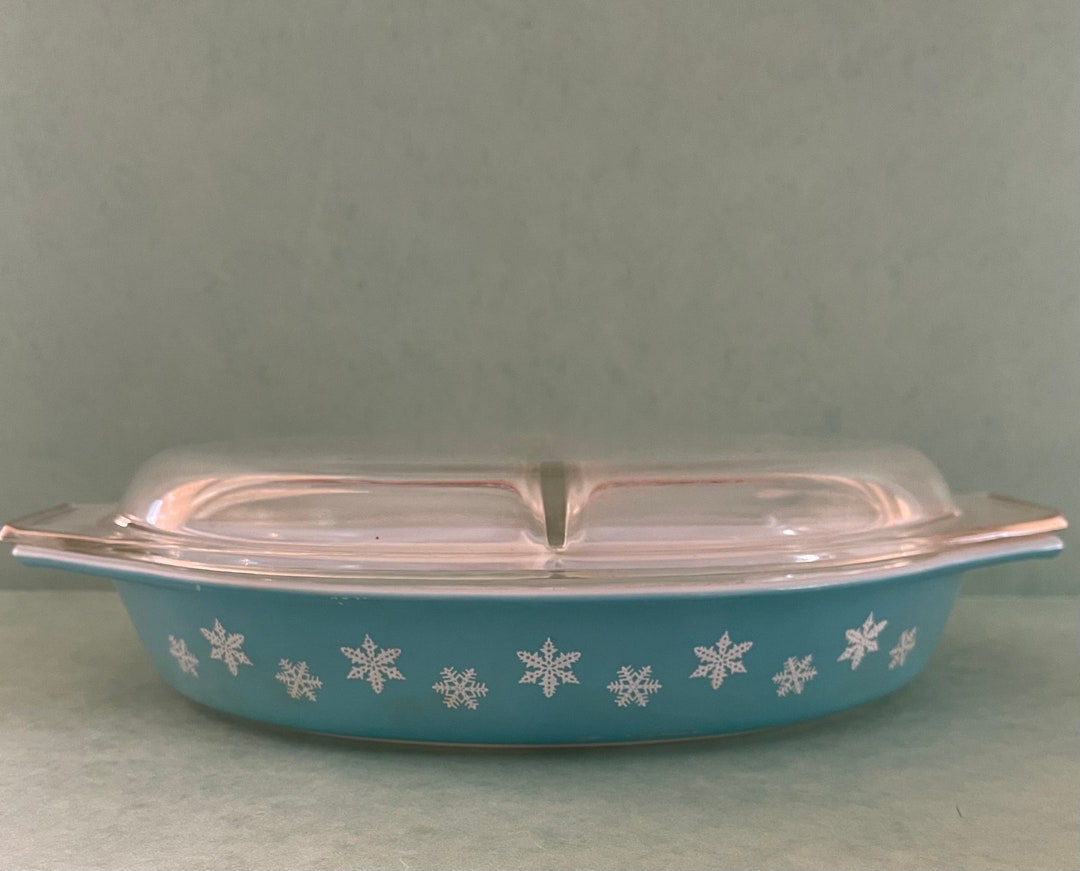 Vintage Pyrex Turquoise Snowflake Divided Dish - Etsy