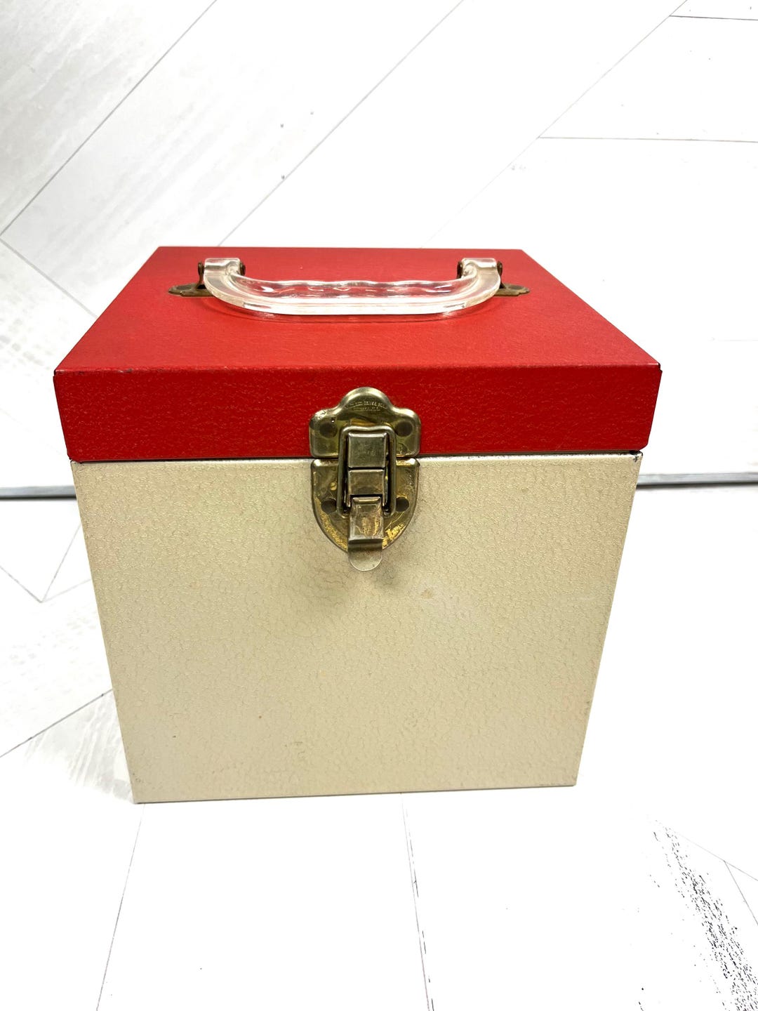 Vintage Metal 45's Record Holder/carrier With Lucite Handle - Etsy