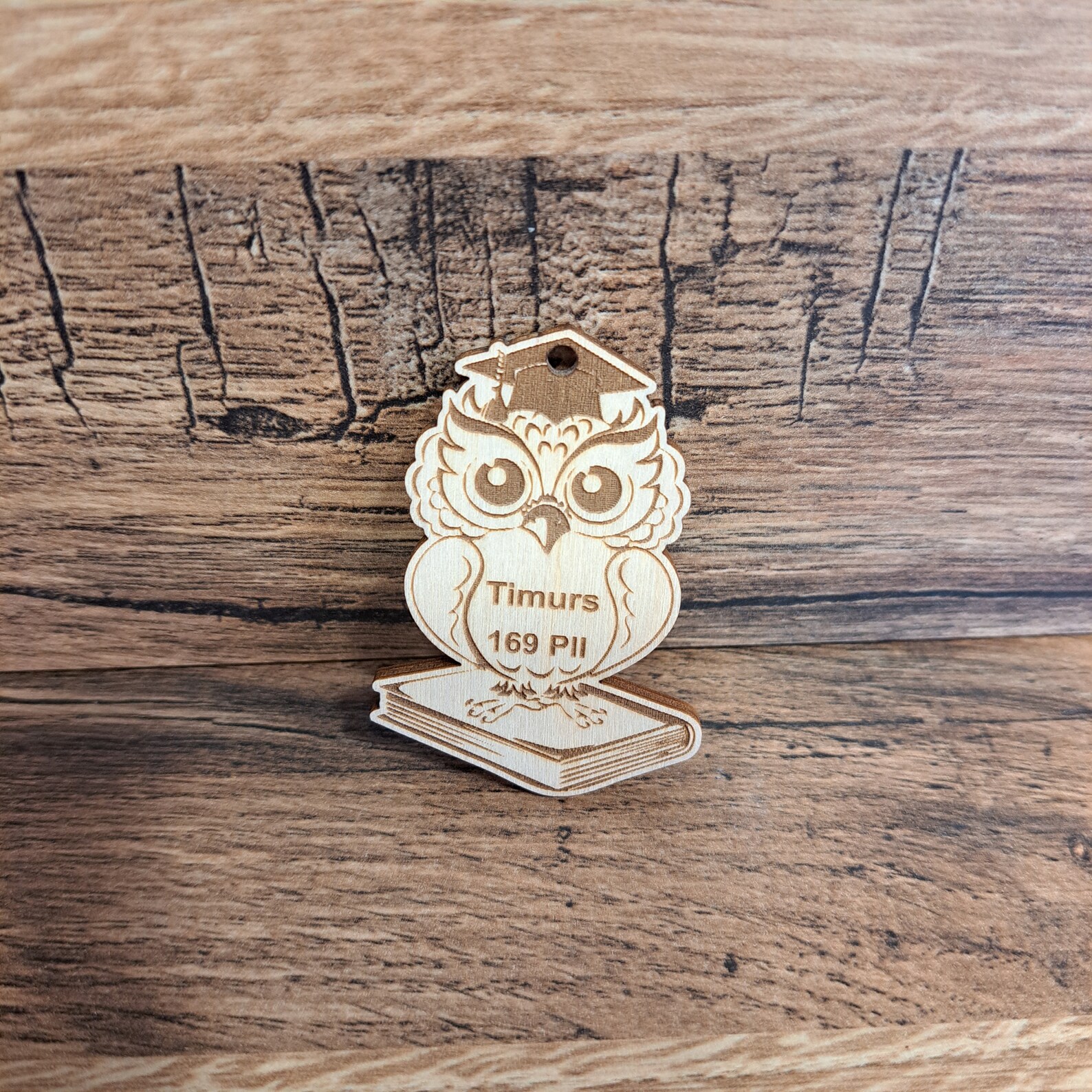 Laser Cut Wise Owl Personalized Medal Keychain SVG Fitting for a ...