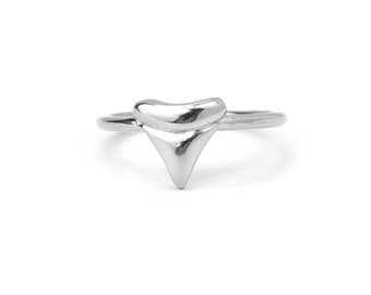 Shark Tooth Ring | Etsy