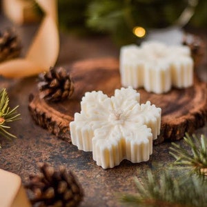 Snowflake Candle Small Winter Holiday Candle, Christmas Candle ...