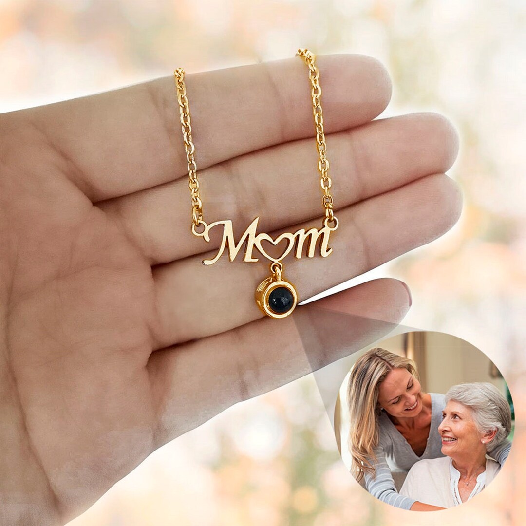 Custom Photo Projection Necklace, Mom Plate With a Heart Pendant ...