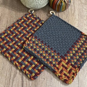 Fall Autumn Potholder/trivet Set of 2 Hand Woven Gray, Burgundy, Spice ...