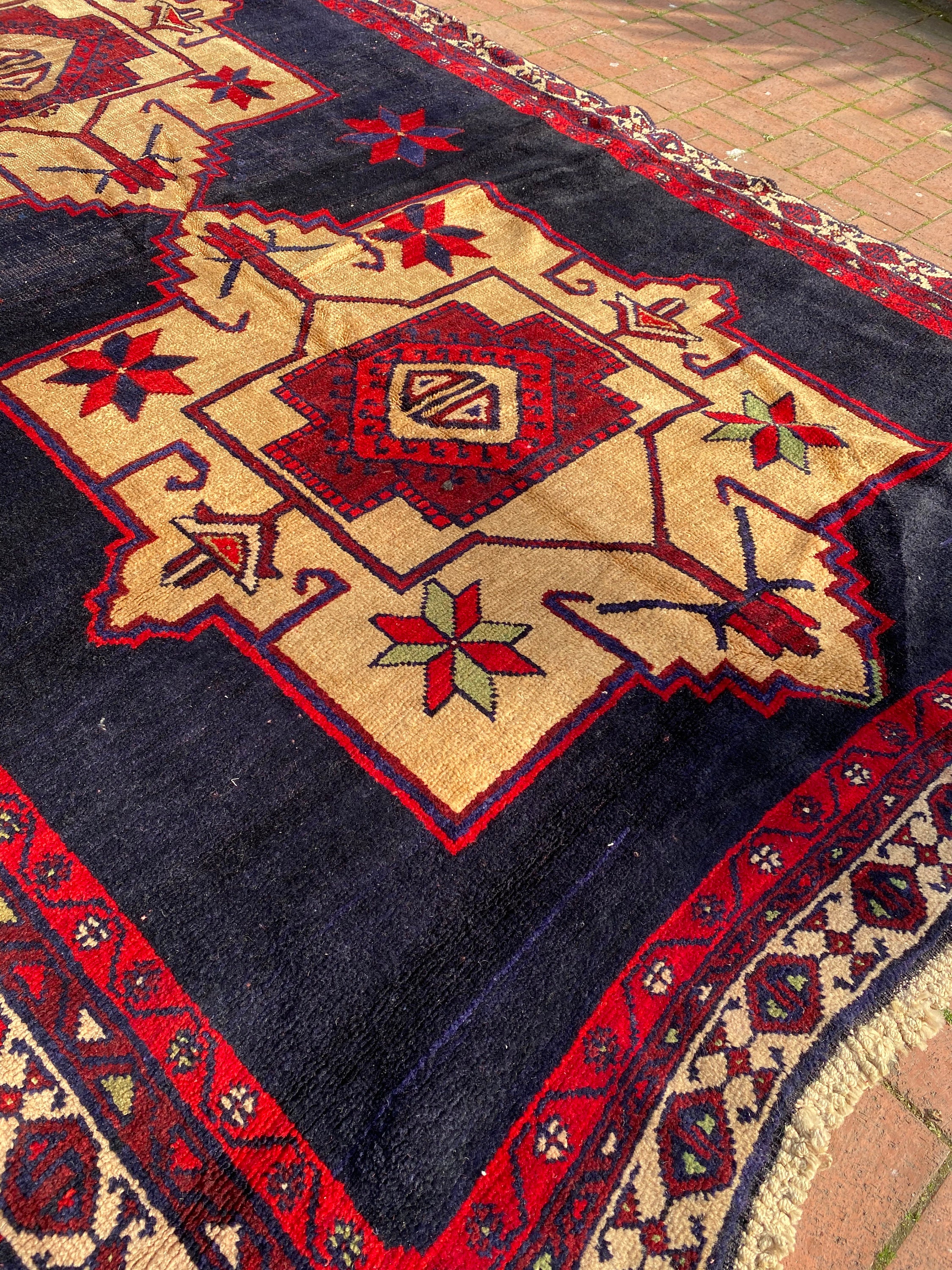 Vintage Old Style Rug, Antique Turkish Rug, Old Fashioned Rug, Area ...