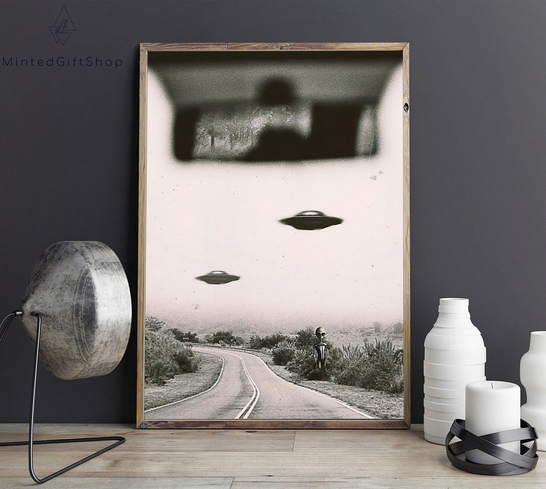 UFO Poster, UFO Alien Poster, Wall Decor, Wall Art - Etsy